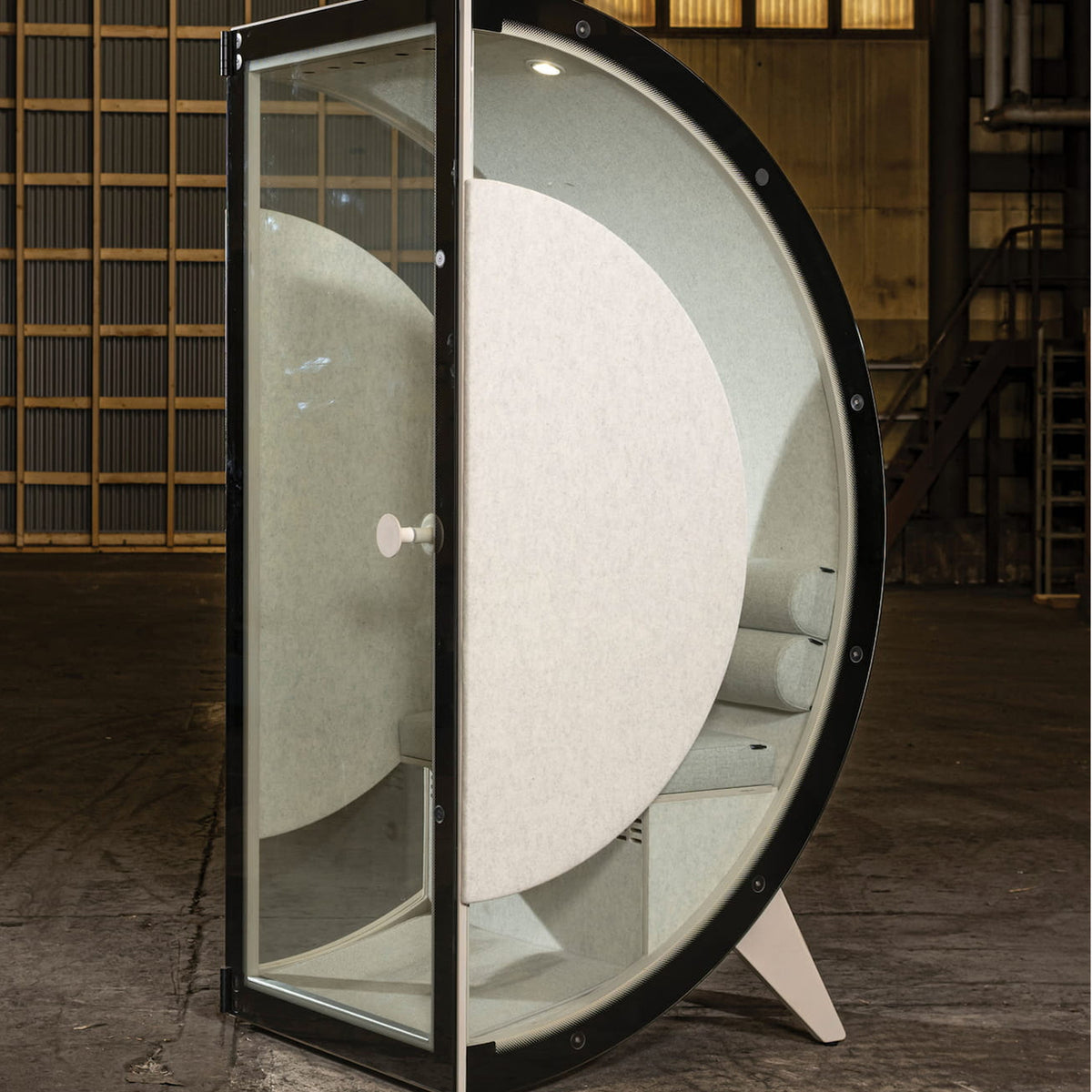 BlockO - The most eye-catching meeting pod
